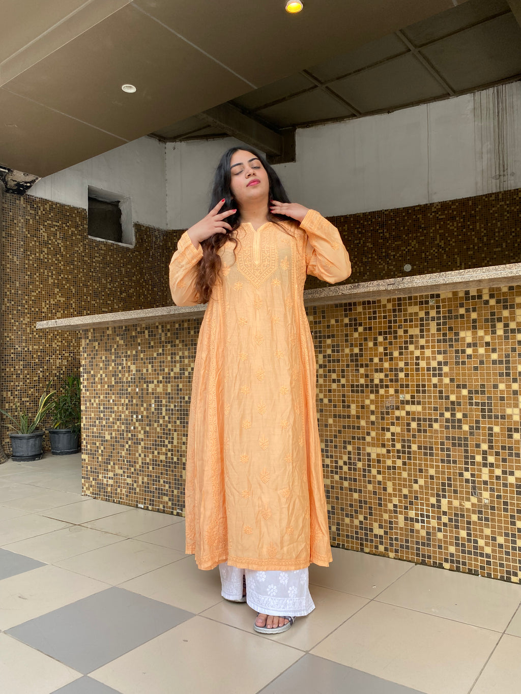 Baano Muslin A-line Anarkali Kurti - Chic Chikankari Elegance